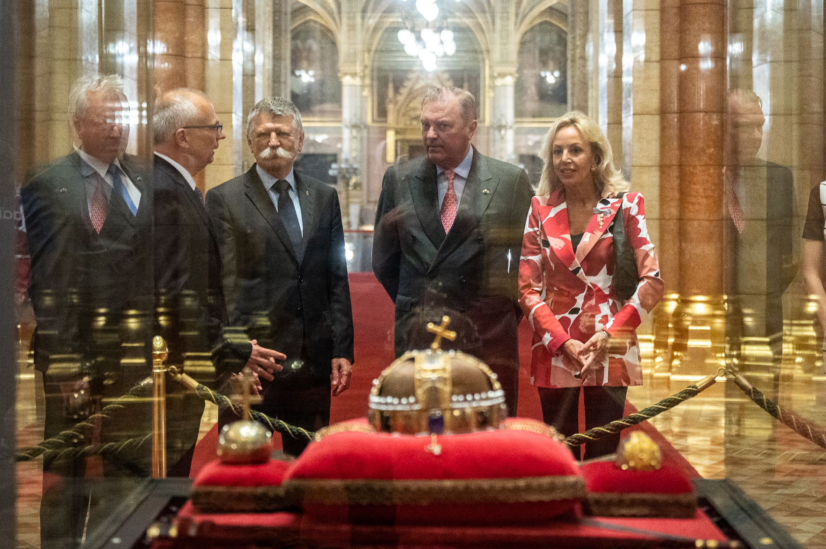 THE OFFICIAL VISIT TO HUNGARY OF THE ROYAL FAMILY OF BOURBON TWO ...